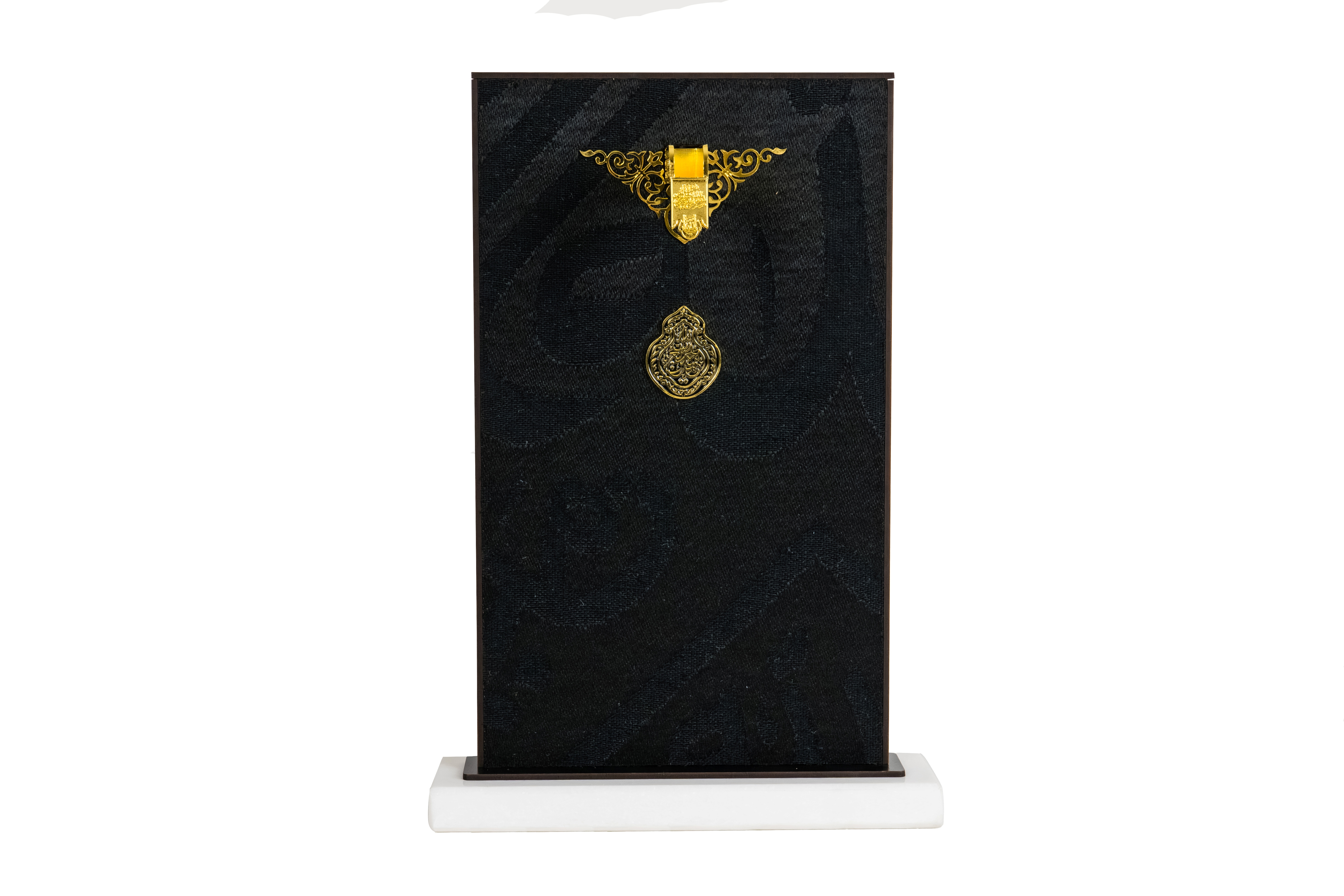 Shop a trophy of Al – Mizab with Kaaba's Kiswa design | Rihal