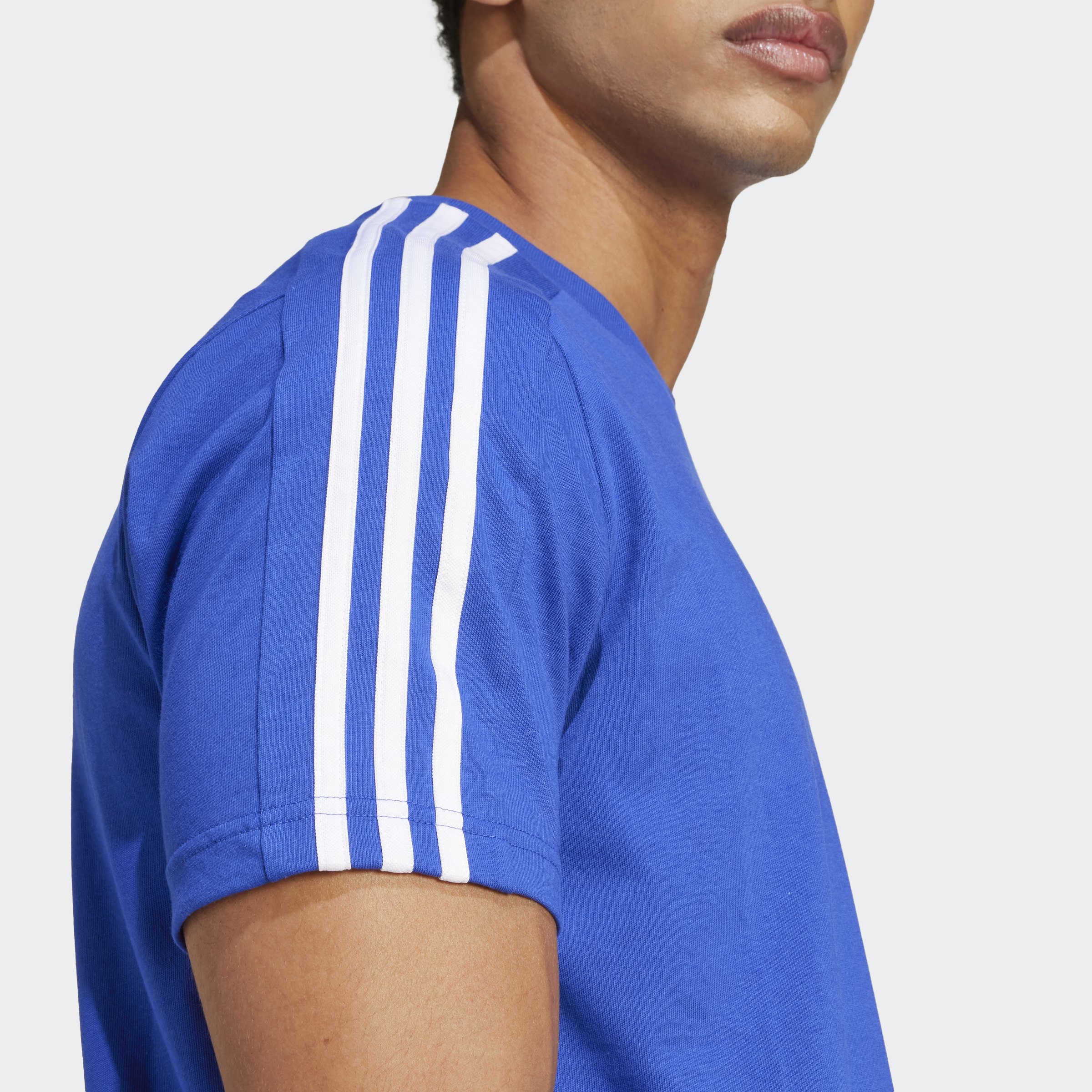 ESSENTIALS SINGLE JERSEY 3-STRIPES TEE