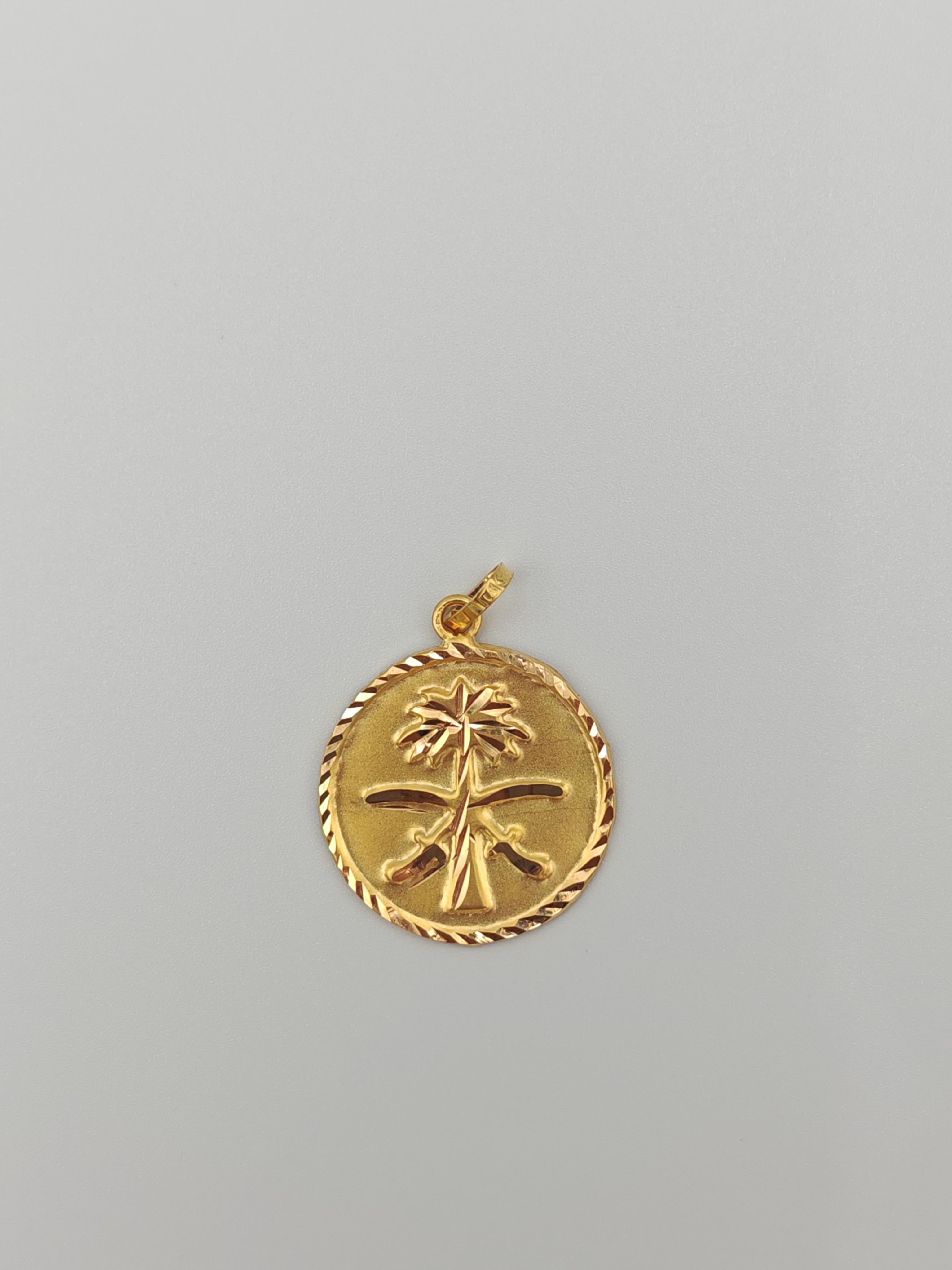 Pendants 21K Saudi Gold