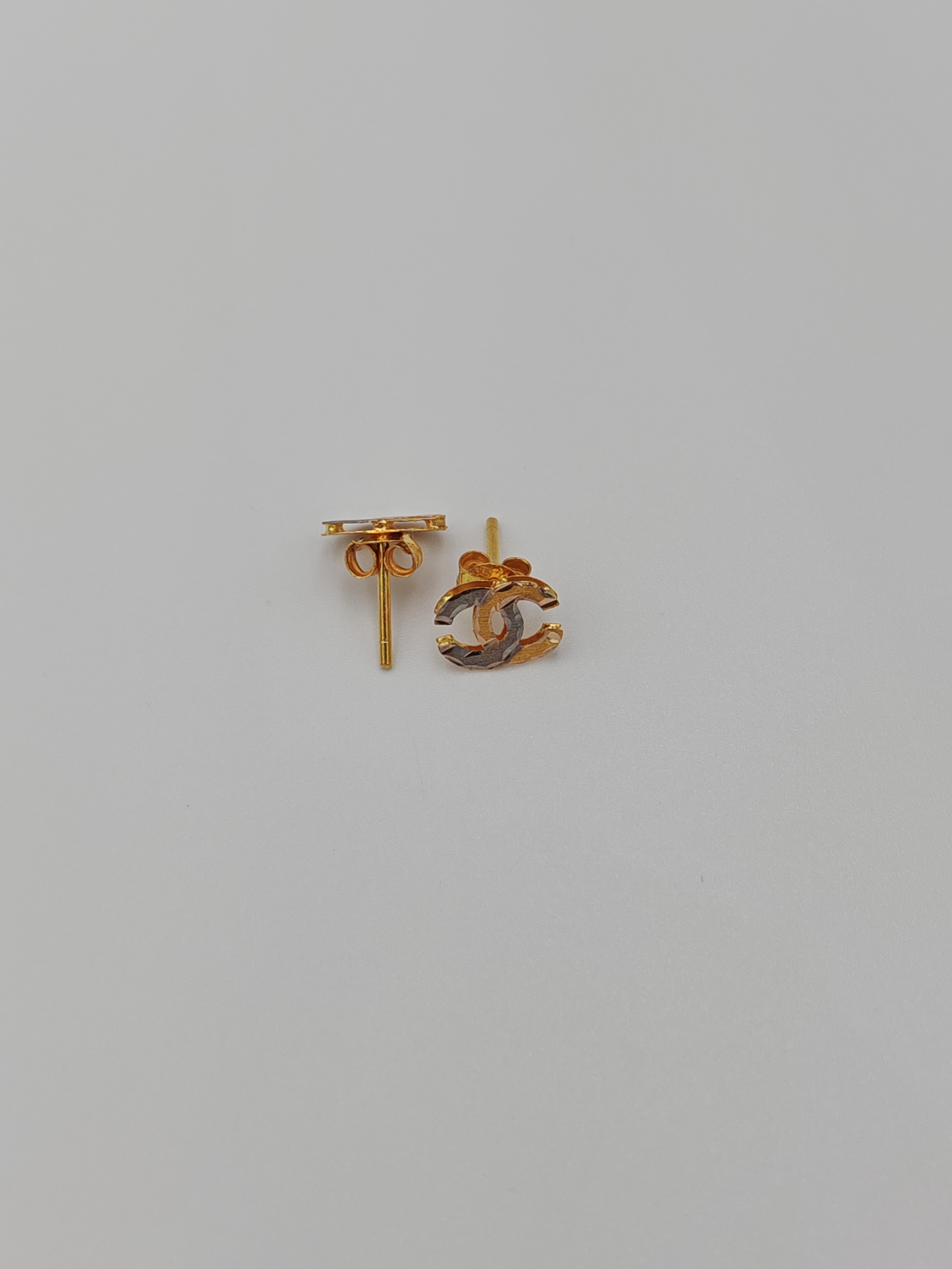 Chanel Earring 18K Gold