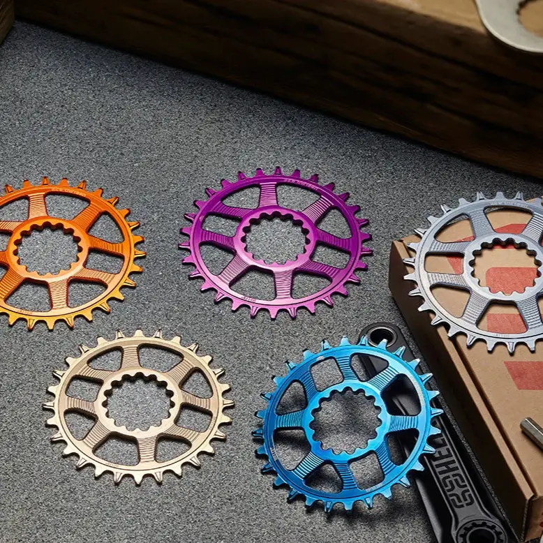 مسننات E*THIRTEEN HELIX RACE DIRECT MOUNT 32T مسننات E*THIRTEEN HELIX RACE DIRECT MOUNT 32T