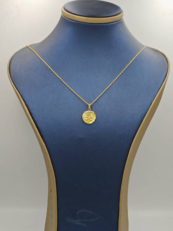 Saudi Logo Necklace 18k عقد شعار السعودية ذهب عيار 18